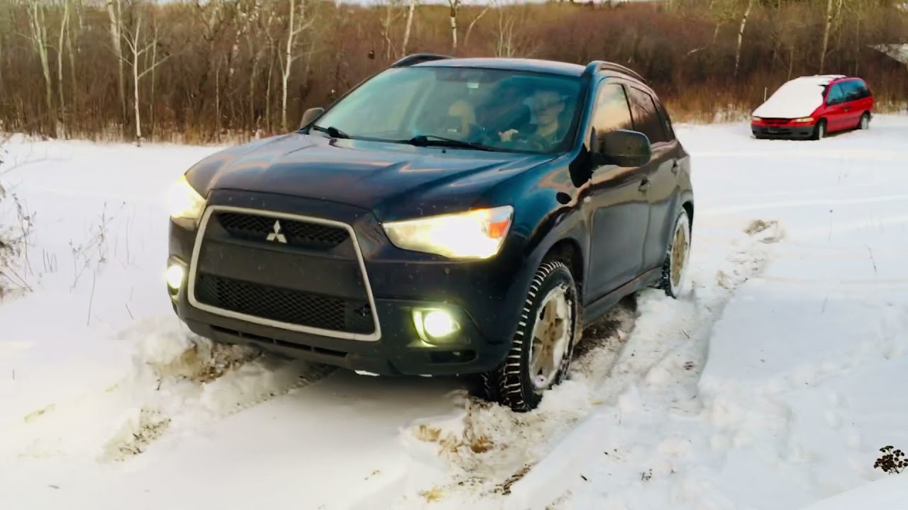 Mitsubishi RVR 4X4 snow fun ️ - YouTube
