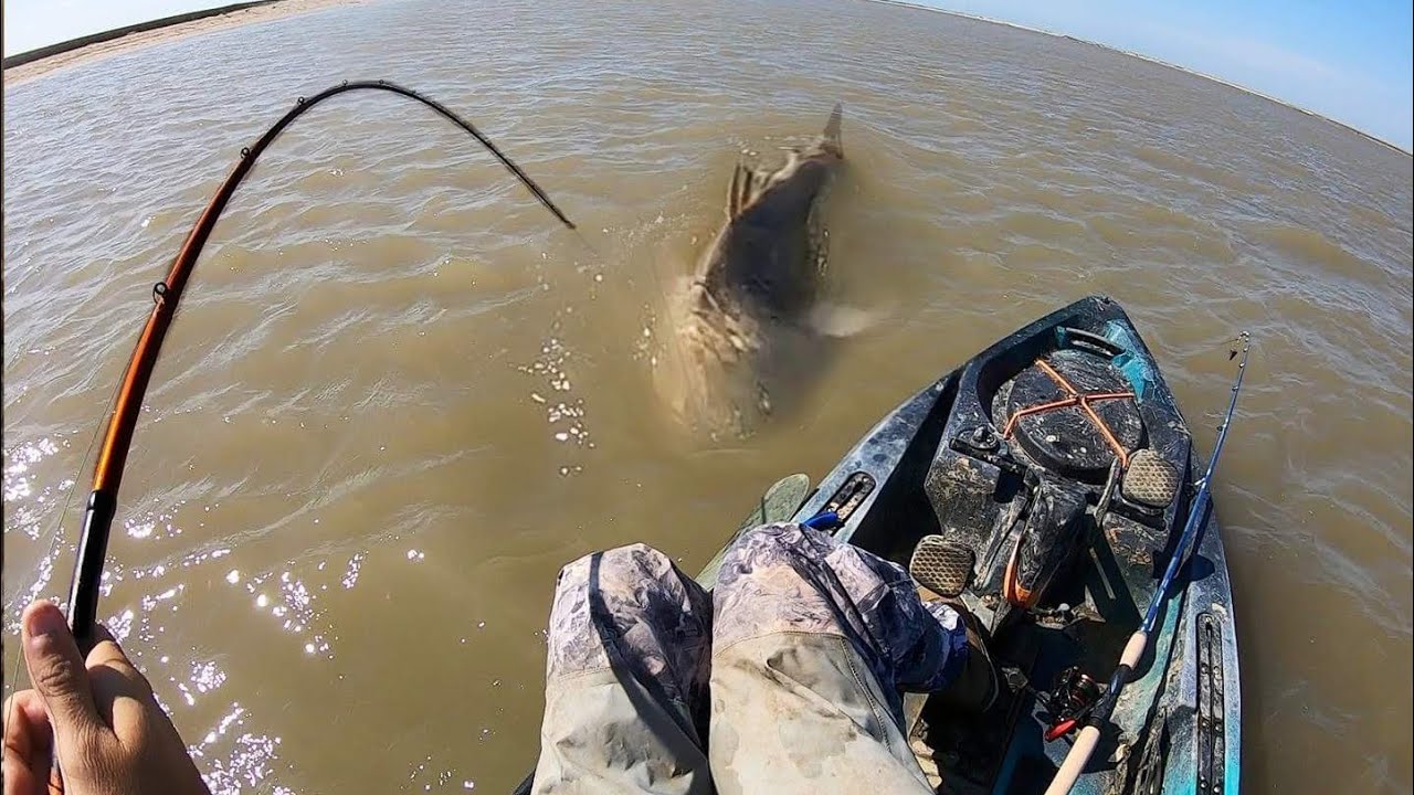 This MONSTER IS TOWING MY KAYAK!!! (INSANE) - YouTube