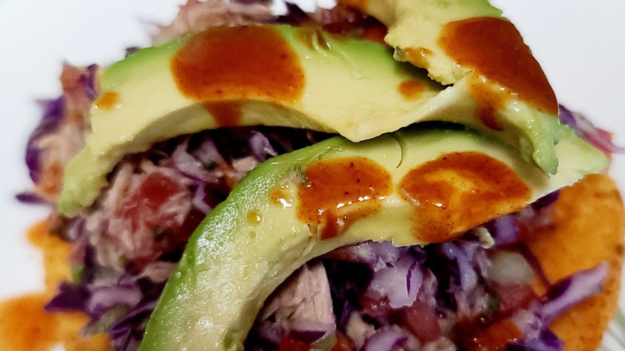 Tostadas de Ceviche de Atún con col morada!! - YouTube