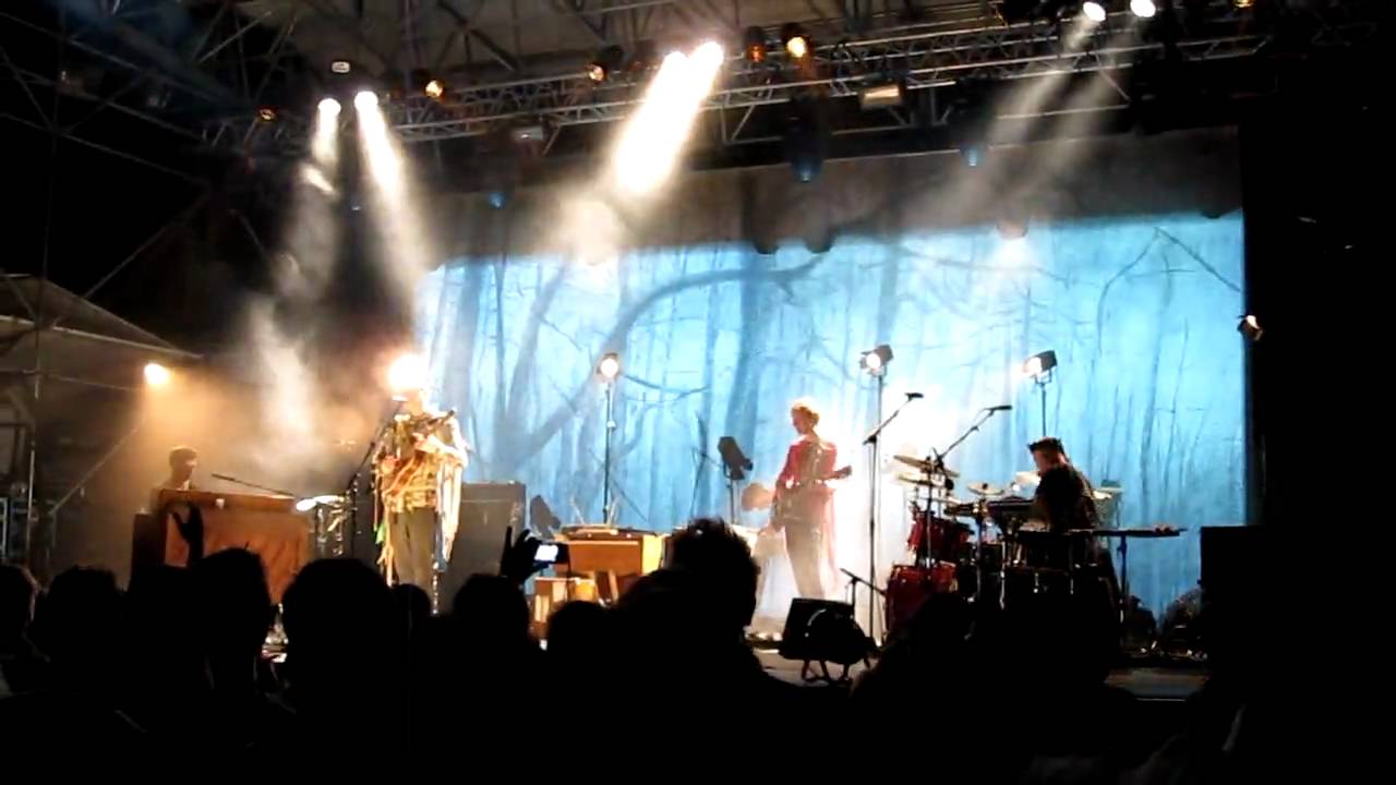 Jonsi - "Go Do" - Live @ Ferrara sotto le Stelle (FE), 22 July 2010 ...