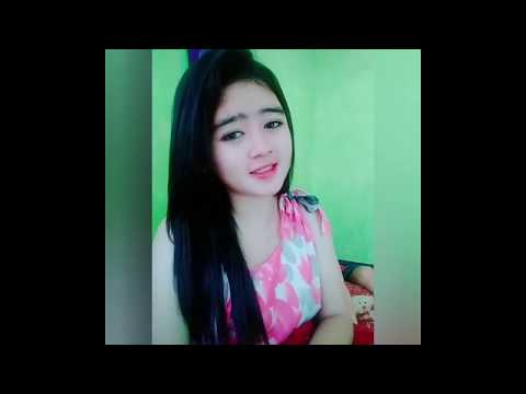 TIKTOK HOT 2019 - GOYANG MAMA MUDA PENJAGA TOKO SEKSI & CANTIK, PAKAI DASTER TIPIS BAGET.