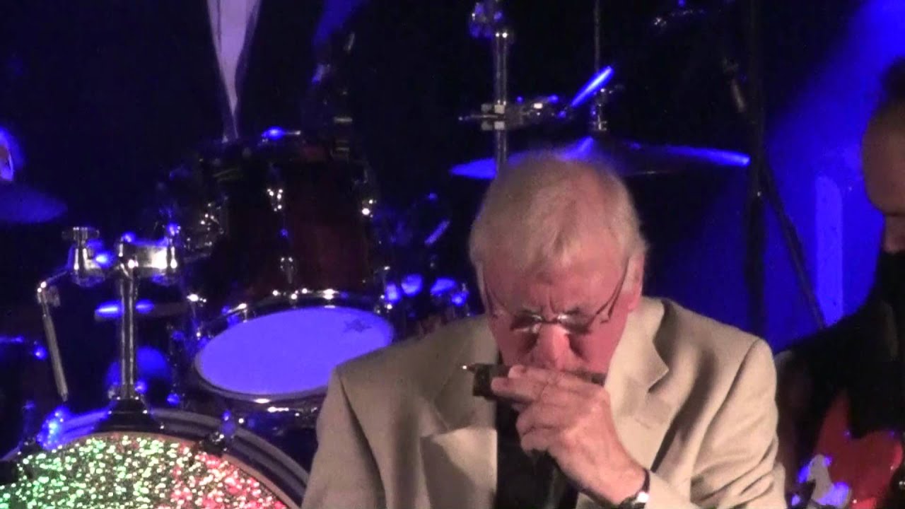 Wonderful World - The Shadowers and Licorice Locking - YouTube