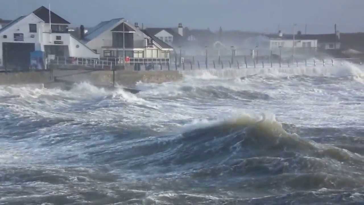 The Great Storm Trearddur Bay 5/1/2014 - YouTube