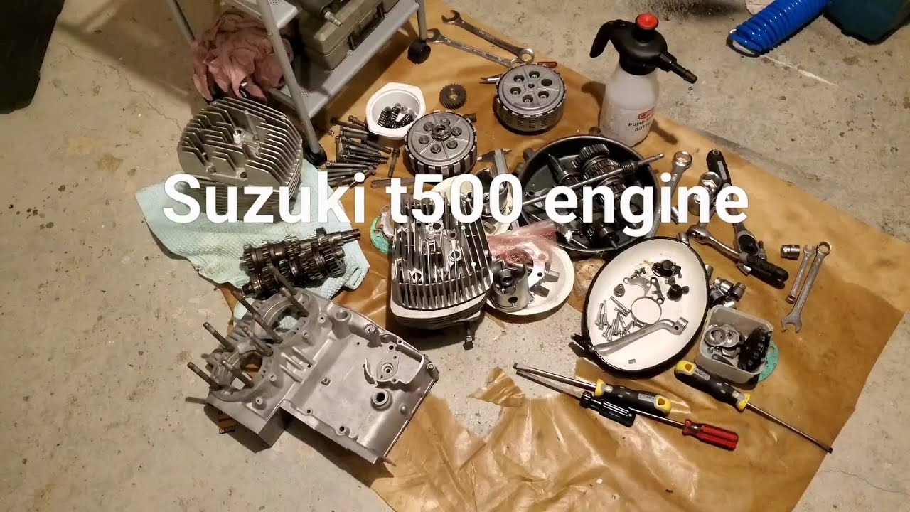 Suzuki T500 engine rebuild progress. - YouTube