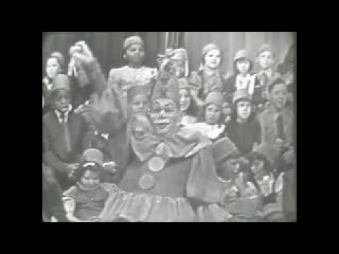 The Magic Clown: Creepy Kids TV Show (NBC 1952) - YouTube