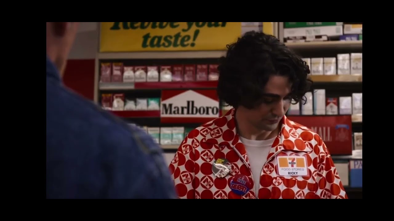 Stranger Things 3x05 Grigori enters 7-11 and attacks Ricky - YouTube