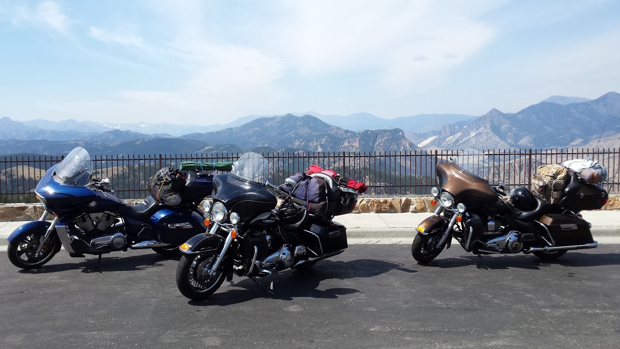 Summer Time Motorcycle Riding - YouTube