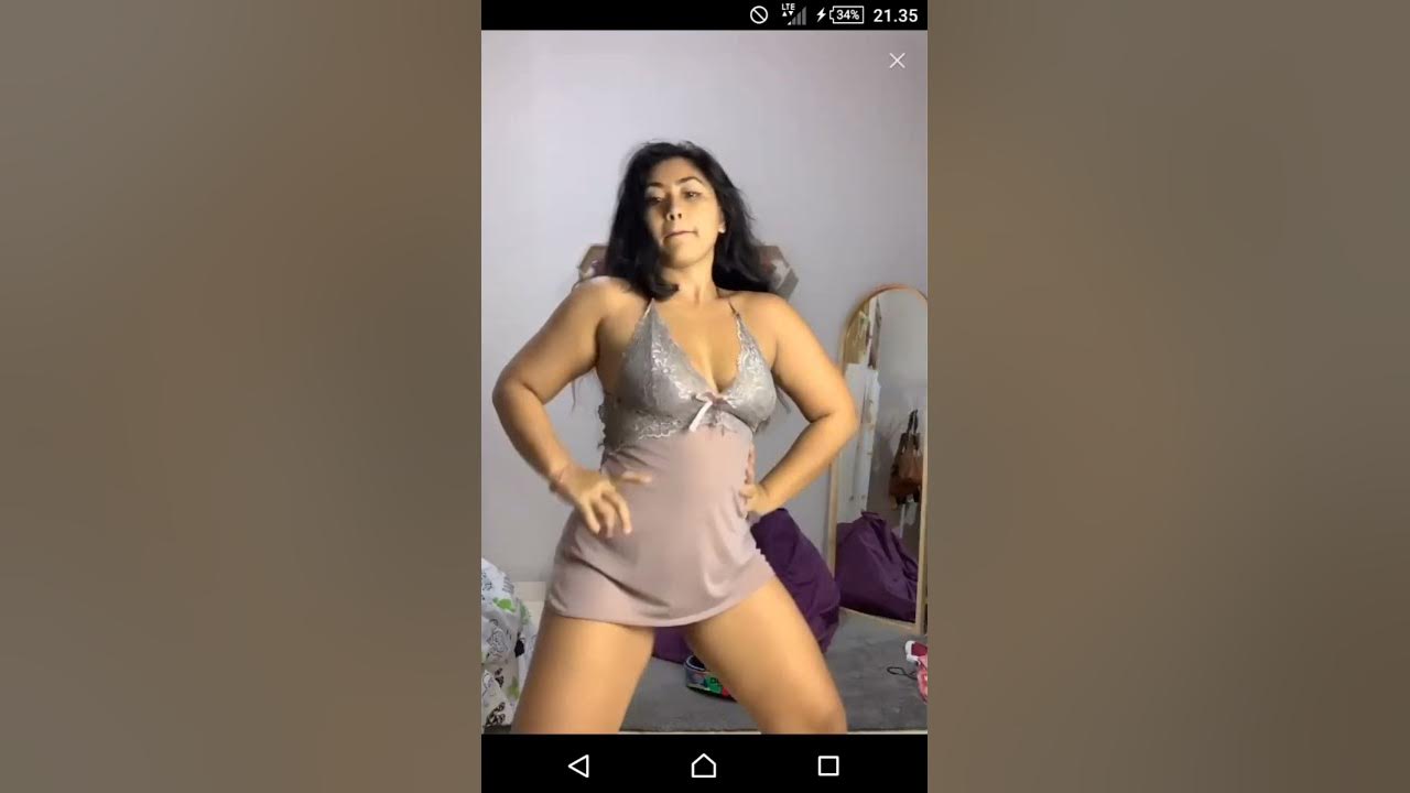 Novitasari SH goyang hot 2021 bigo hot live janda hot tante montok semok bohay - YouTube