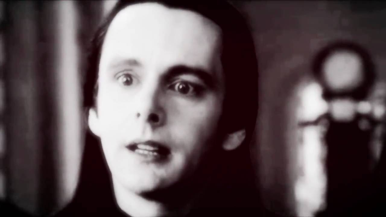 Aro/Queen Sophie Anne- Post Blue (TRUE BLOOD/TWILIGHT CROSSOVER) - YouTube