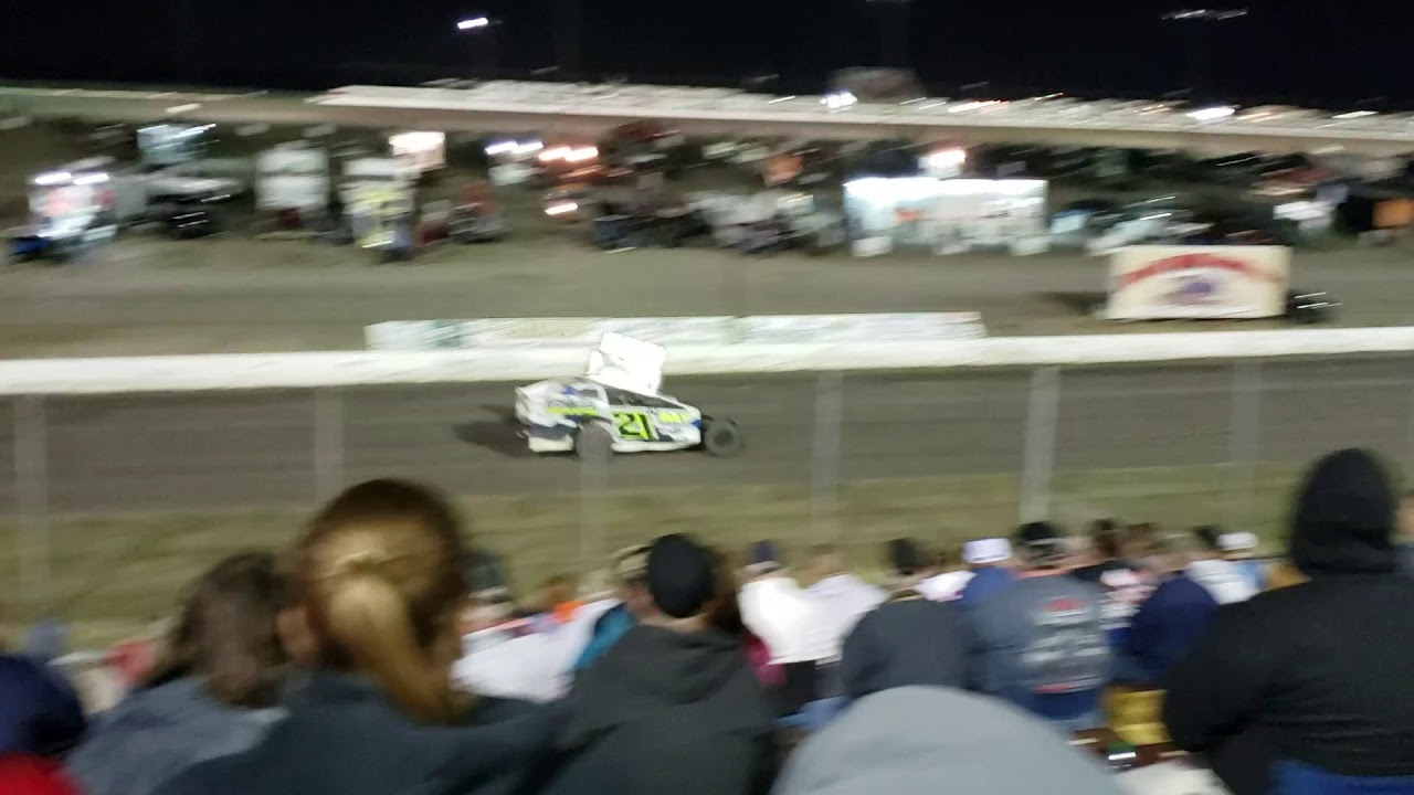 Texas winged modifieds 46th winter nats - YouTube