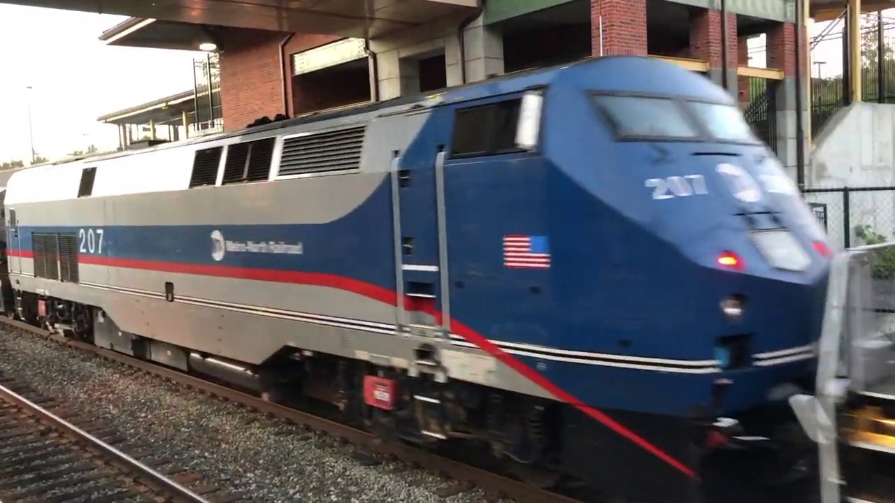 Metro North - Engine 107 hauls train through Cortlandt - YouTube