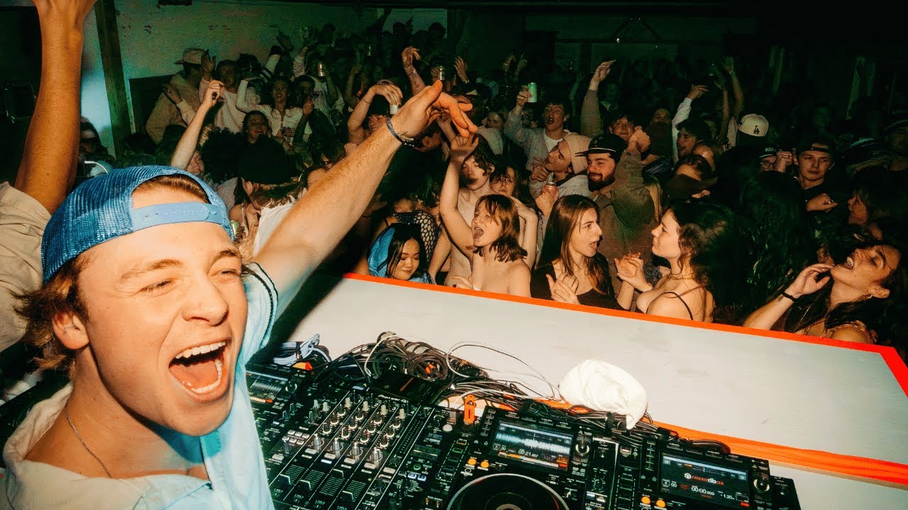 JAMØ - live from ZBT @CU Boulder w/ Jake Shore - YouTube