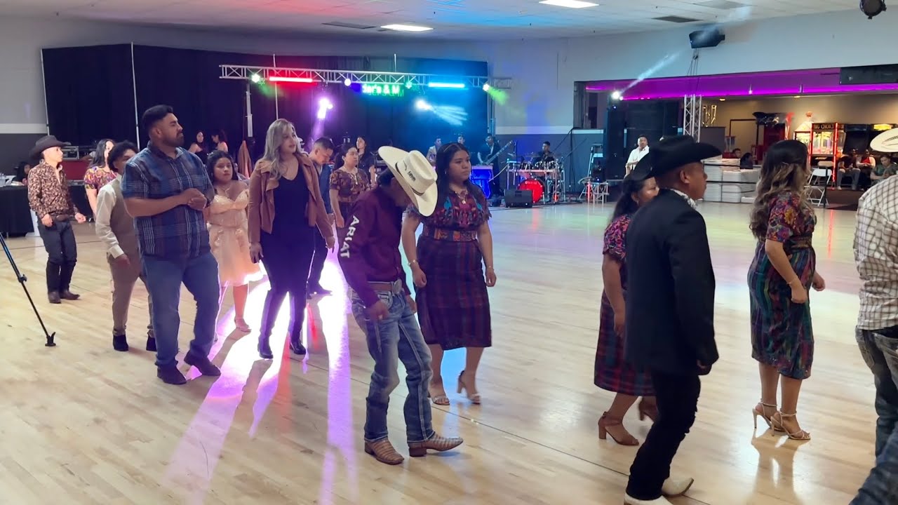 #2 Los XV de Erica Mateo en hemet CA, Marimba Valle del Ensueño - YouTube
