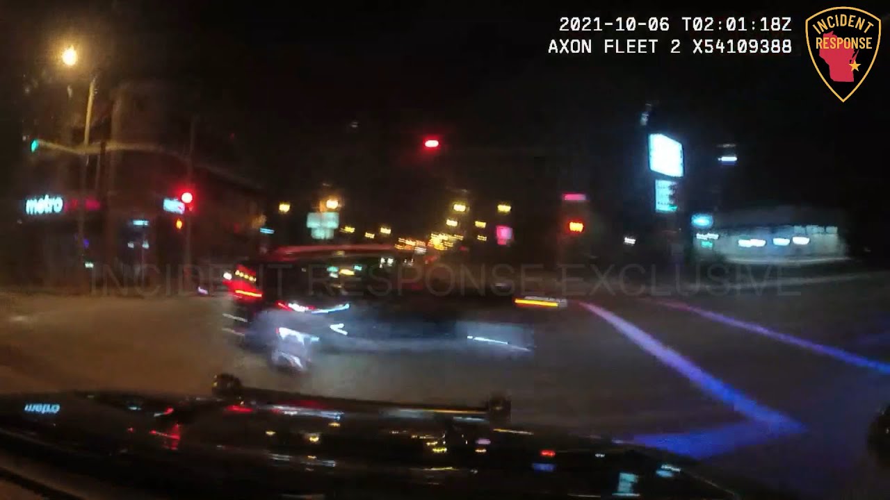 Dash Cam: Milwaukee Police Pursuit of Acura TL - YouTube