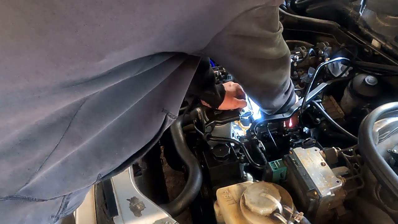 Démontage et calage Pompe injection sur Mercedes W210 E290 ( OM602.982 ...