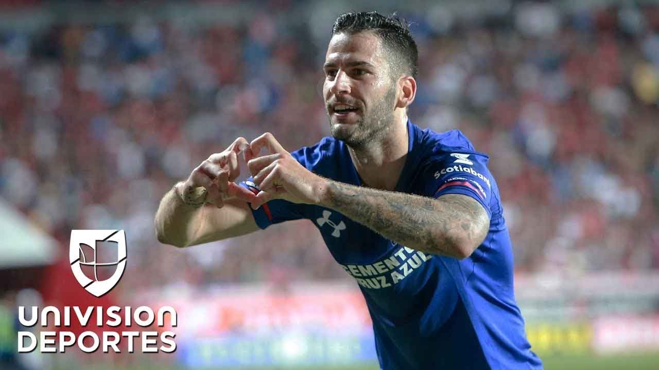 Edgar Méndez, dos goles y tres puntos para un debut perfecto - YouTube