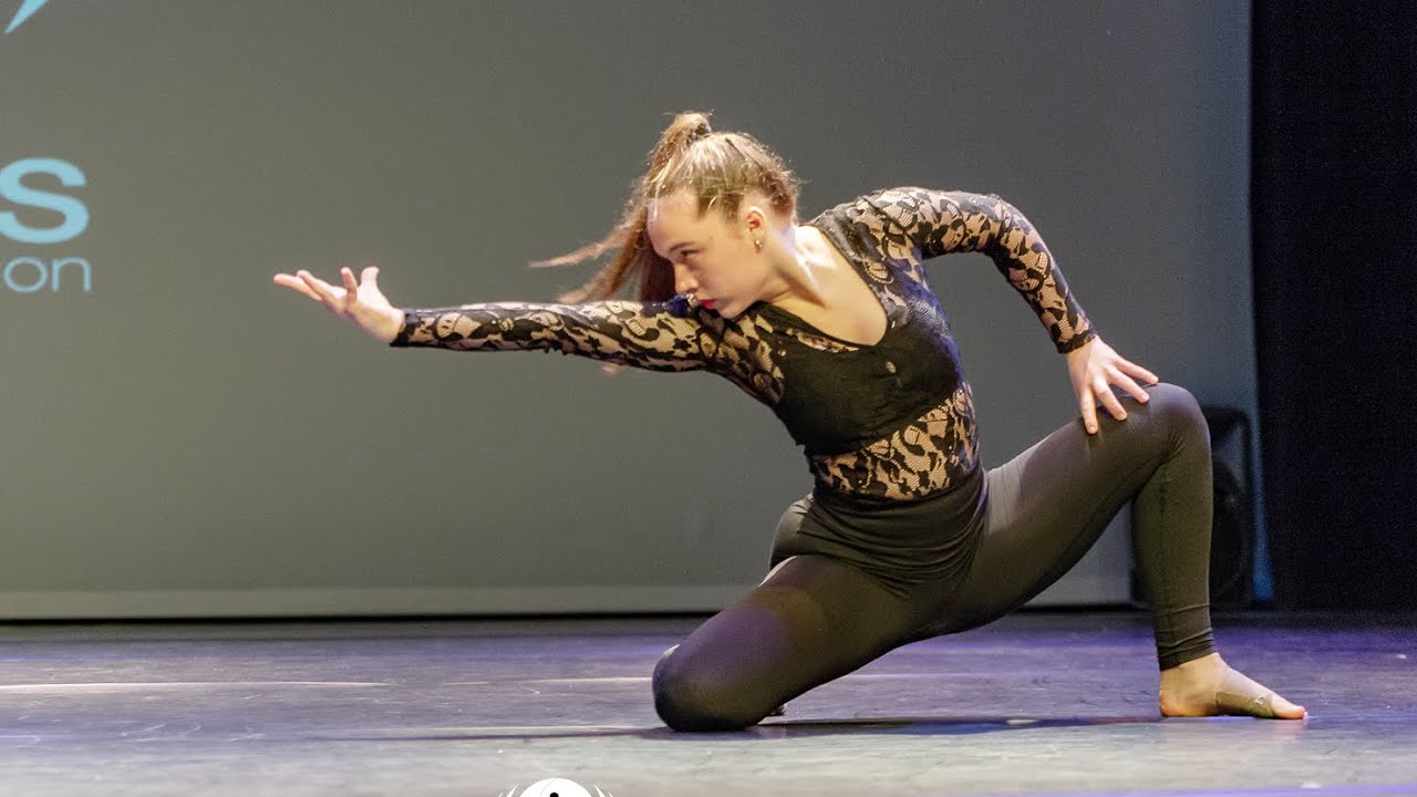 22-23 Qualifier 14 BE - Flore Verstraeten (Het DansAteljee) // Play with Fire - YouTube