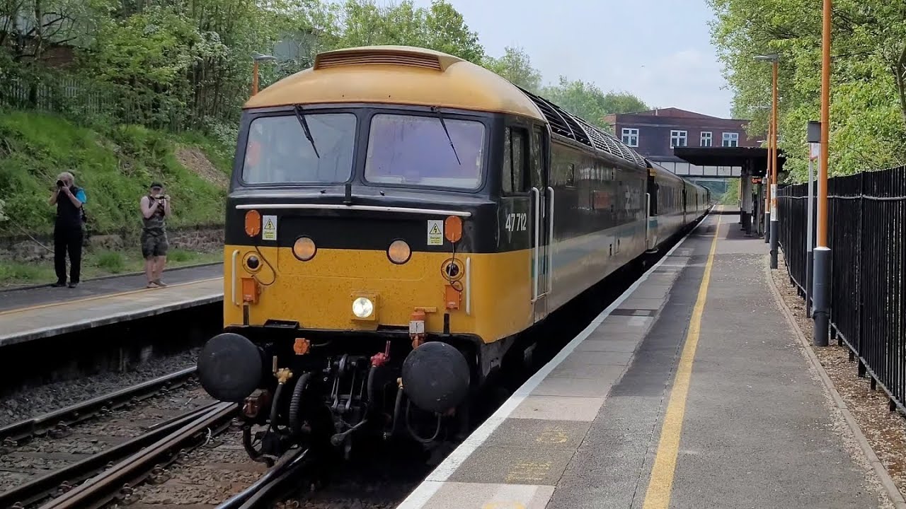 BR ScotRail Class 47, 47712 Lady Diana Spencer passing Rowley Regis ...