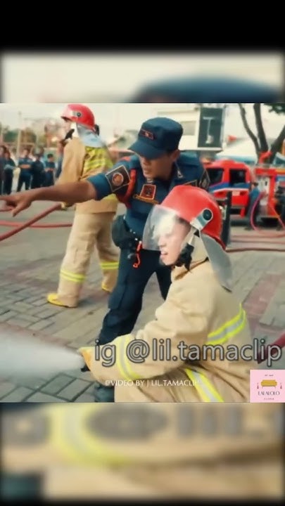 GILA!🔥 Rich Brian x Reza Arap YB & A4A CLAN DILATIH DAMKAR LANGSUNG‼️ - YouTube