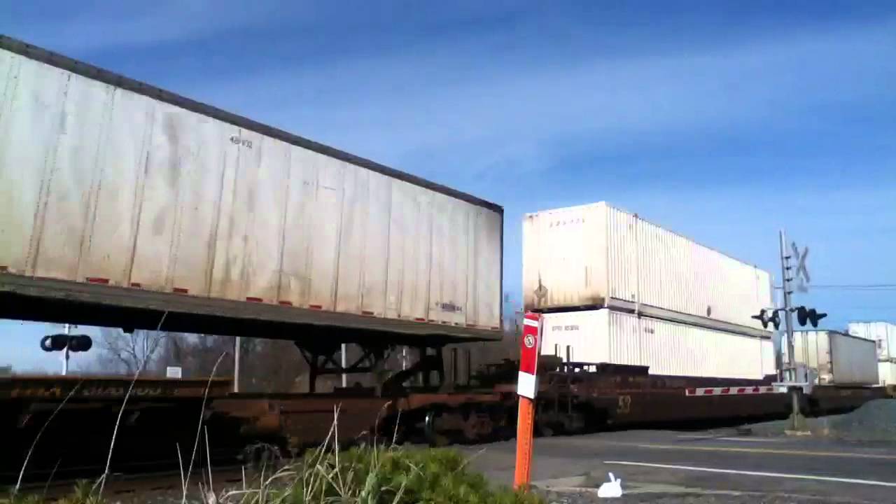 CSX boxcar logo engine - YouTube