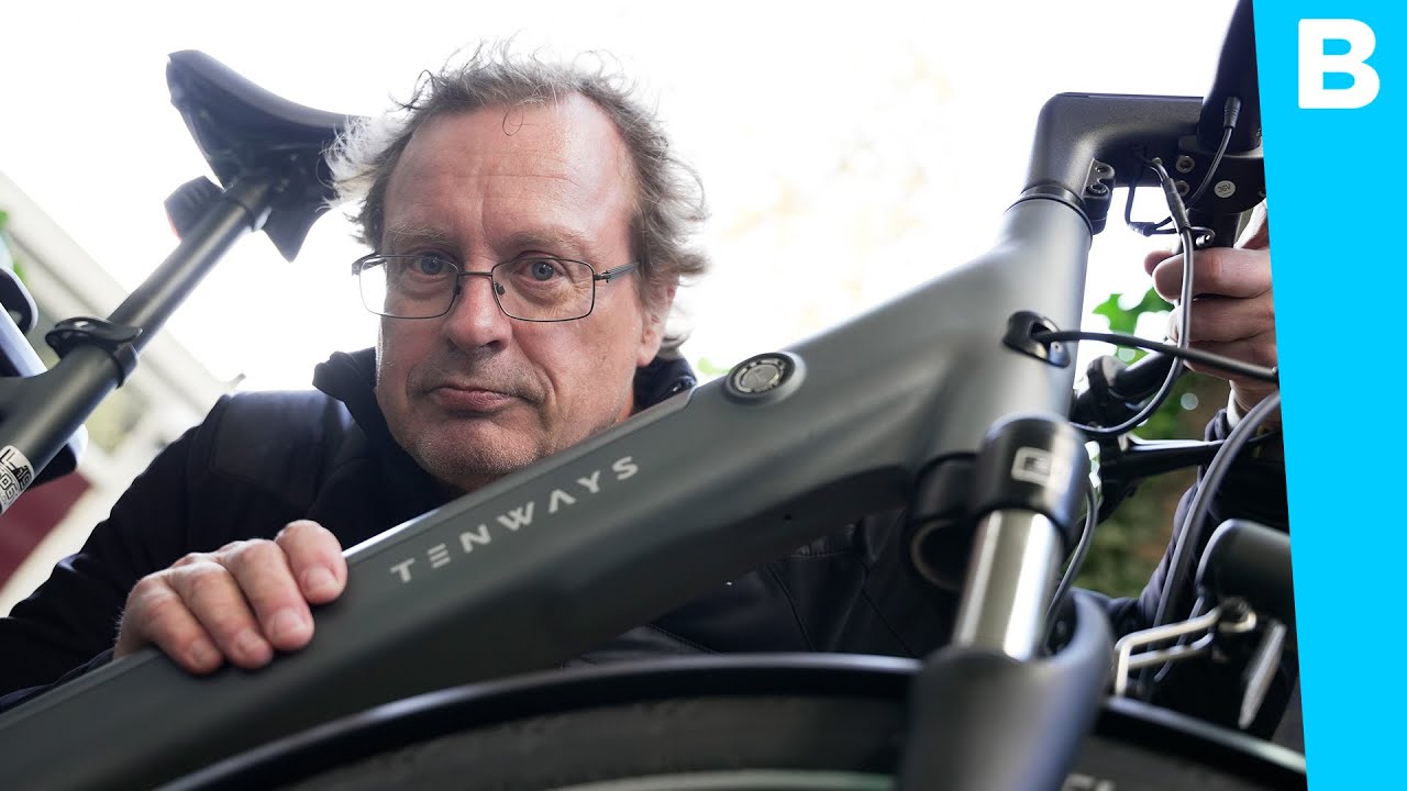 Deze E-BIKE geeft de richting aan! - YouTube