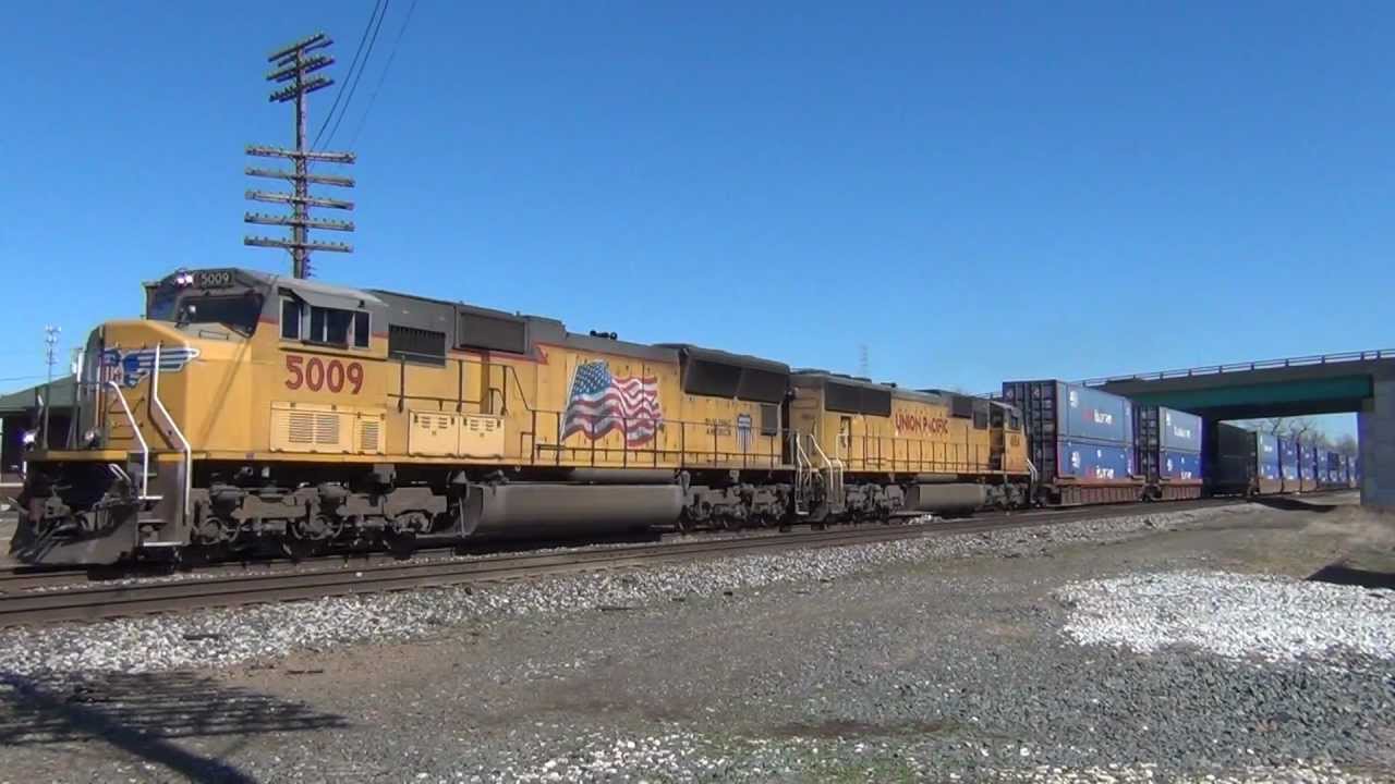 I DID IT! I FINALLY CAUGHT A UNION PACIFIC SD70M (UP 5009) - YouTube