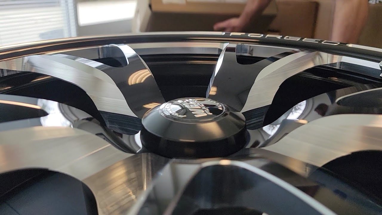 Weld Racing Front-Runners are here! - YouTube