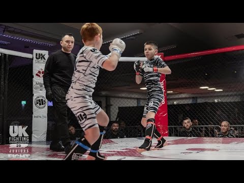 Archie Gooch vs Tyler Bradshaw - UKFC 29 Juniors - YouTube