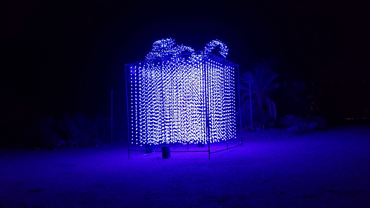 Light display at the living Desert - YouTube