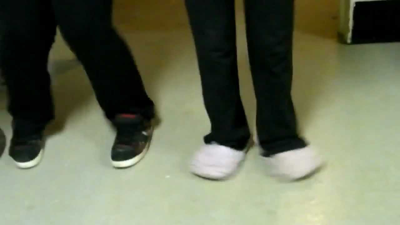 Sheila's Fuzzy Feet - YouTube