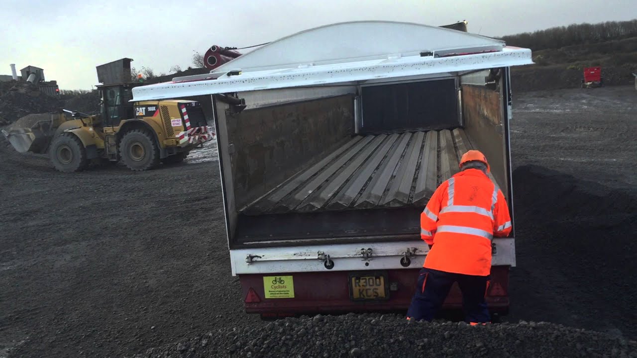 KCS TRANSPORT WALKING FLOOR 7 - YouTube