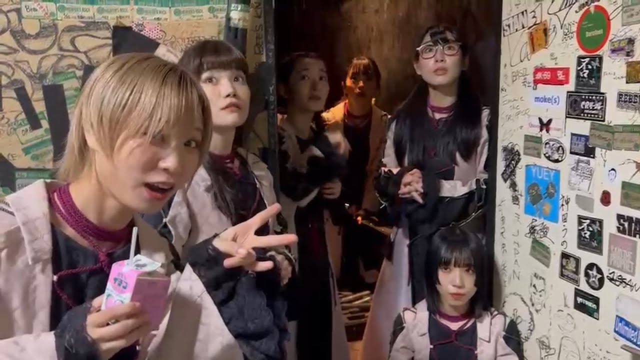 【BiSH】FOR LiVE TOUR at 栃木HEAVEN'S ROCK 宇都宮 VJ-2 (2022.11.22) - YouTube