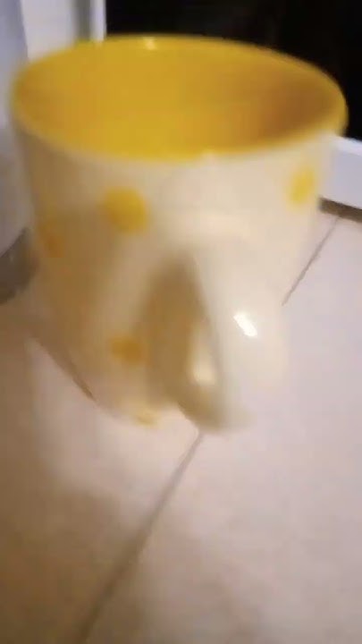 коли чайний пакетик упал в чашу Youtube