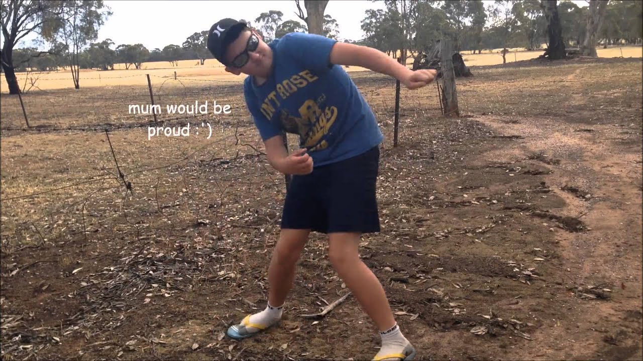 Wierd Spastic Kid Dances - YouTube