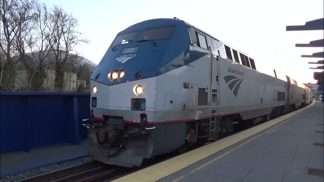 (Northbound) Amtrak 14 departs the Tacoma Dome Station. - YouTube