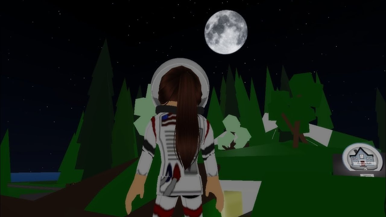 The Mission Moon in Roblox 🚀 - YouTube