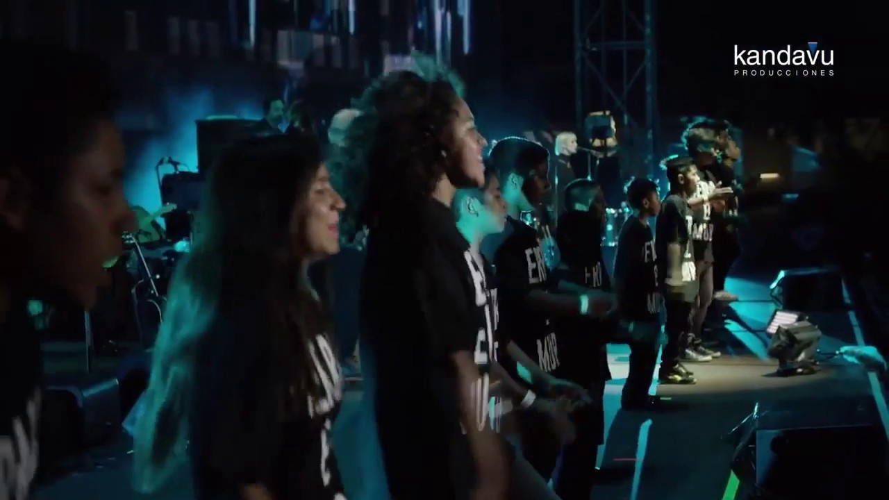 Roger Waters en Lima, Perú 17-11-2018 - YouTube