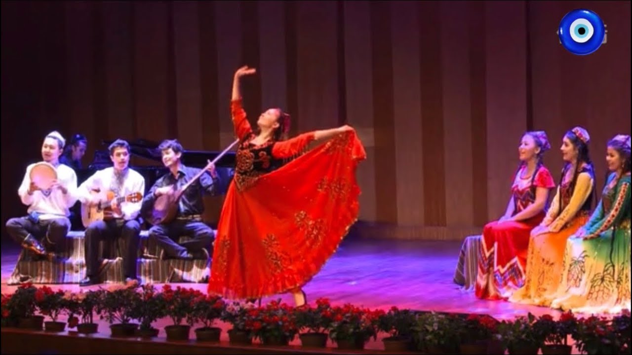 Uyghur 12 Muqam- Ozhal Muqami din ariye. 2013-ShangHai. - YouTube