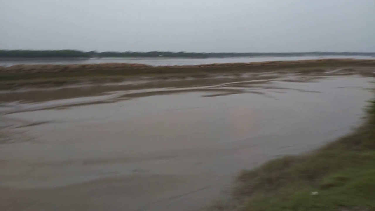 Ichamati River || India Bangladesh Border - YouTube