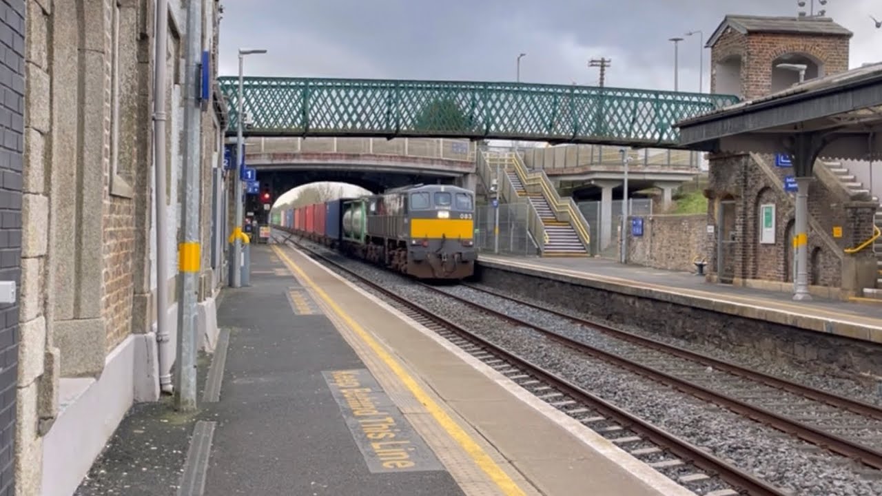 Class 071 No. 083 Passing Newbridge with the IWT Liner | 23rd Feb 2022 ...