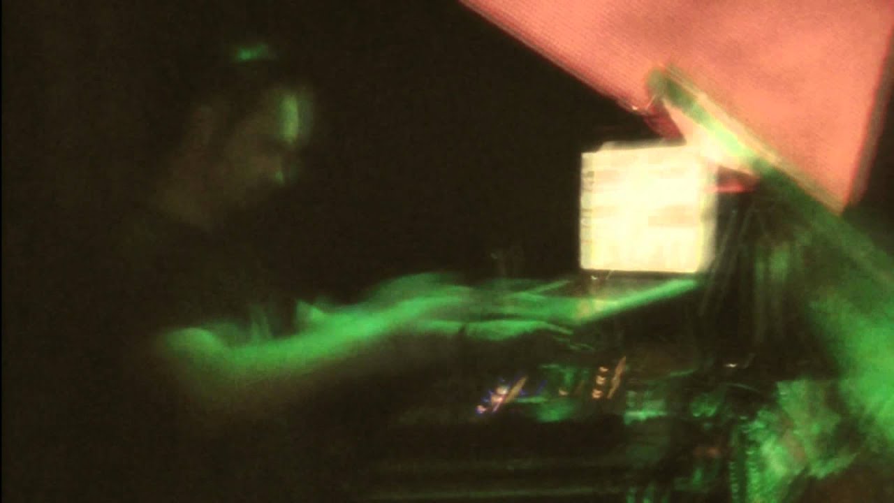 Vegim @ Club Toy, Stuttgart 2013 - YouTube