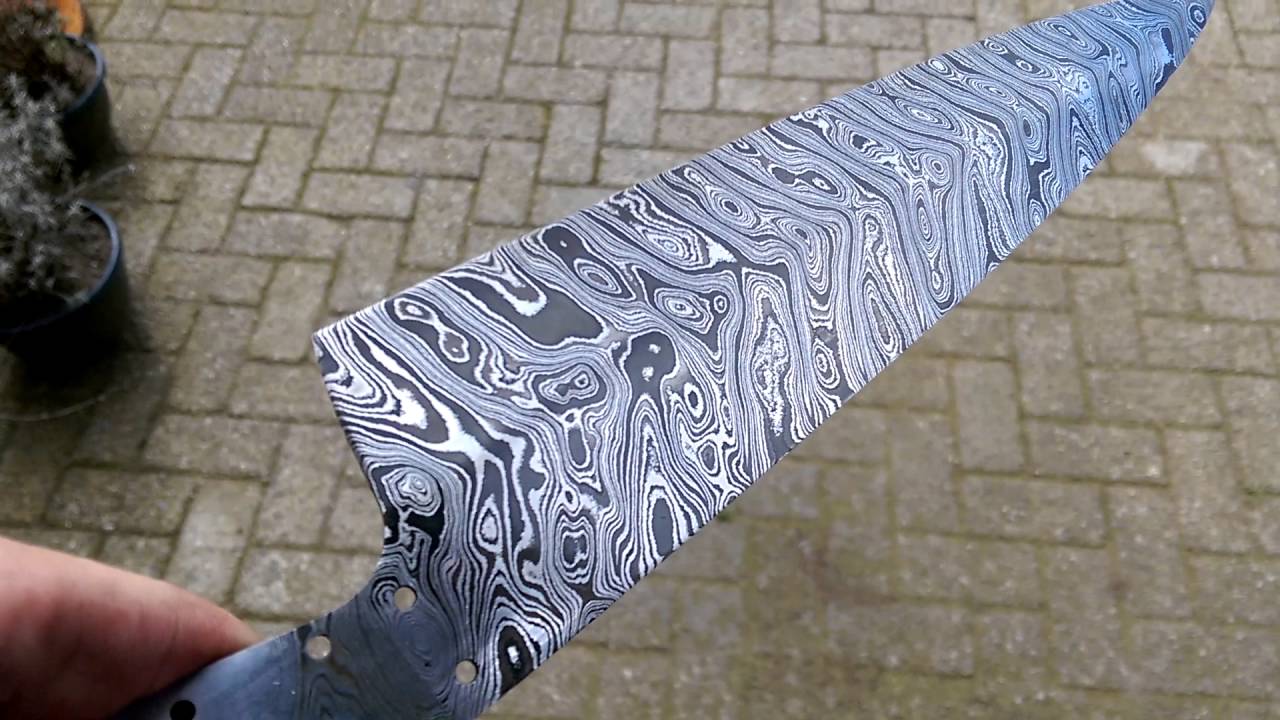 Van Zanten "random chevron damascus" kitchen knife - YouTube