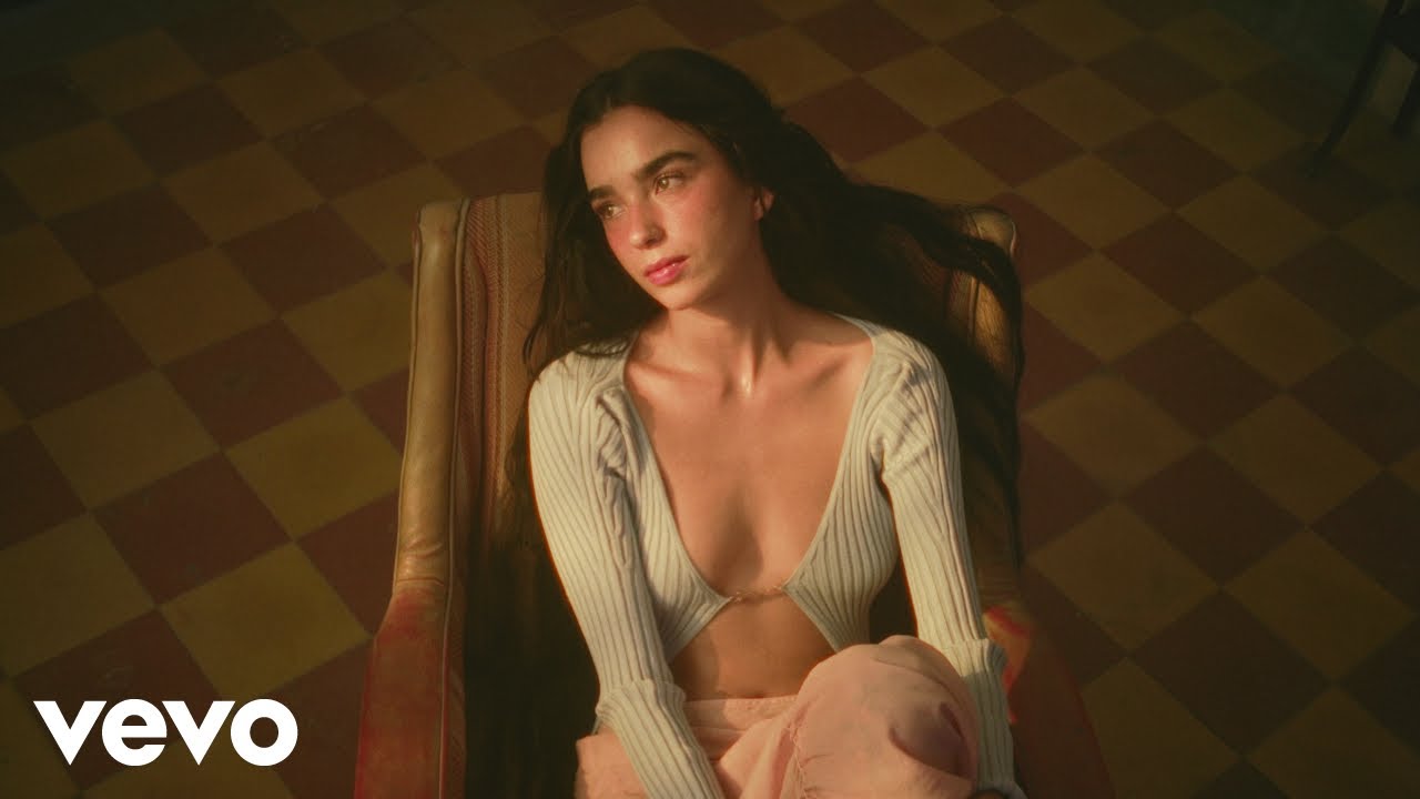 Sofia Monroy - Amor Criminal (Official Video) - YouTube