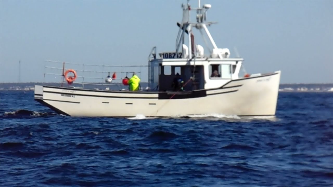 Lobstering 77 || Boats 3 - YouTube
