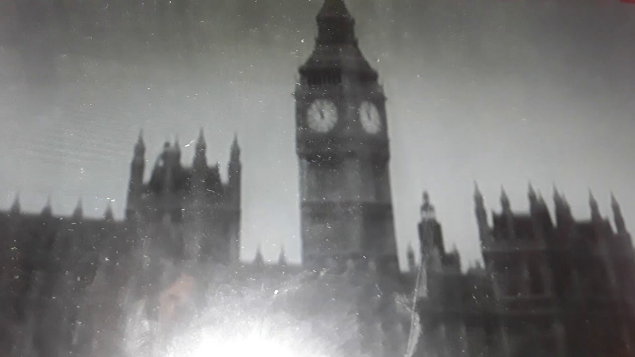 Big ben chimes 12 :00 1956 - YouTube
