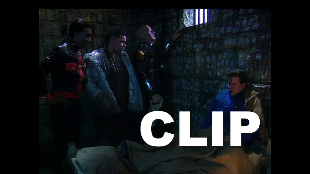 Escape plan - Red Dwarf Clip - YouTube