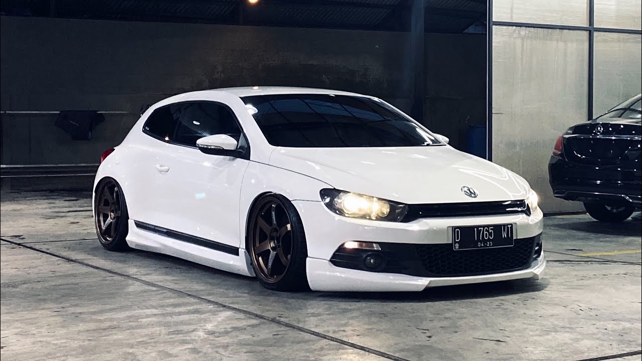 bagged scirocco on te37 - YouTube