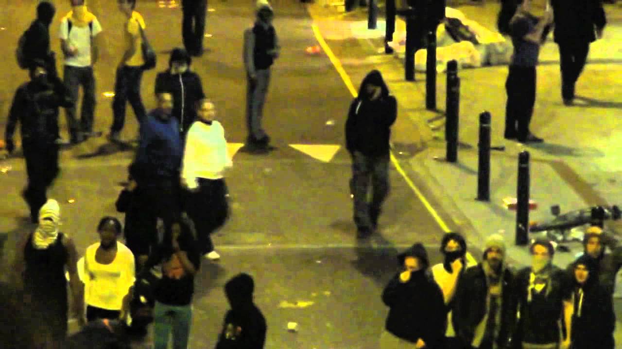 London Riots Clapham Junction on 08/08/2011 - YouTube