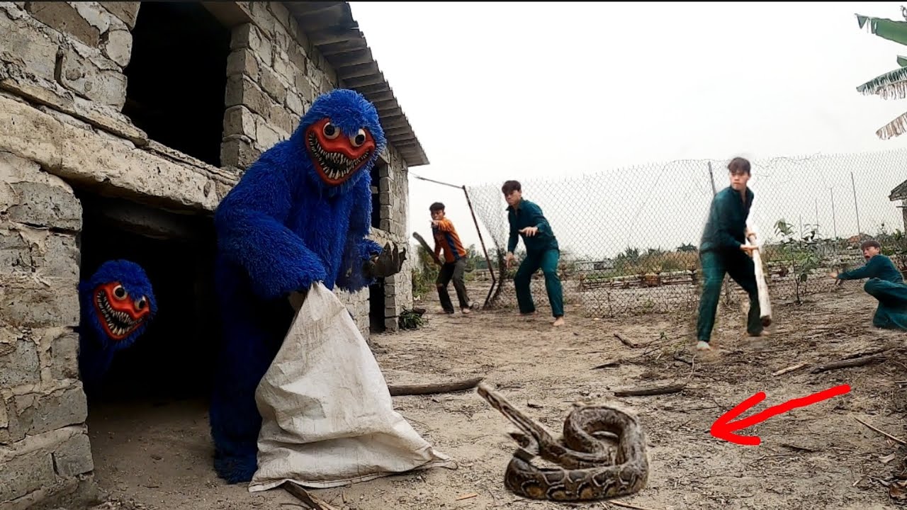 Fierce monsters catch (snakes) and occupy the livestock nests of people ...