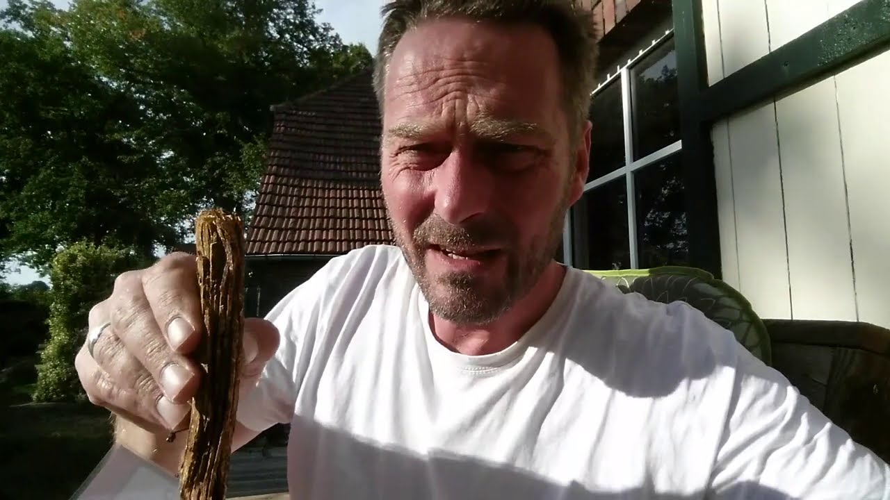 Pfeife rauchen. Ein Klassiker zum ersten Mal - YouTube